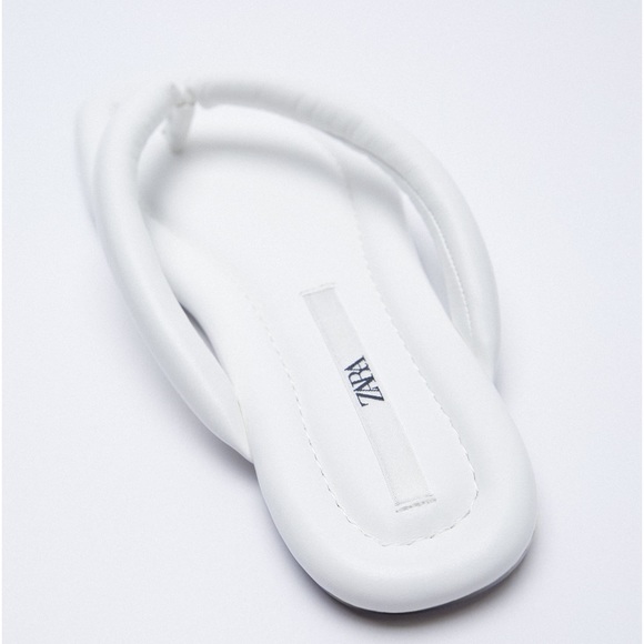 Zara | Shoes | Zara Leather Flat Quilted Sandals Slides Slippers Slip ...